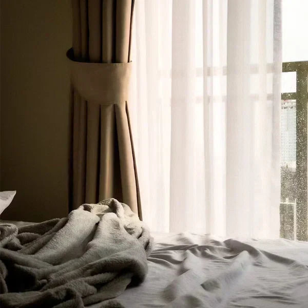 How Shorter Days Affect Your Sleep Cycle (and How to Fix It) – Homlyns
